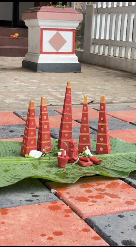 Onathappan Clay Decorative Thrikkakara Appan Ornamental – kingnqueenz.com